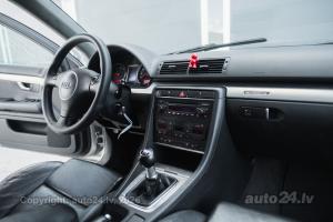 Pelēks Audi A4 2003 Tallina, ar dzinēja tilpumu 2.50 L un nobraukumu 298 tūkst. km par 2999 €, foto 10 vietnē AUTOMOTO.COM.LV