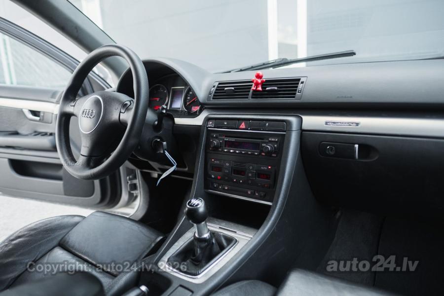 Pelēks Audi A4 2003 Tallina, ar dzinēja tilpumu 2.50 L un nobraukumu 298 tūkst. km par 2999 €, foto 10 vietnē AUTOMOTO.COM.LV