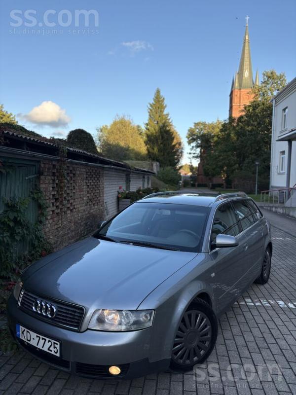 Pelēks Audi A4 2003 Kuldīga, ar dzinēja tilpumu 2.50 L un nobraukumu 253 tūkst. km par 2200 €, foto 1 vietnē AUTOMOTO.COM.LV