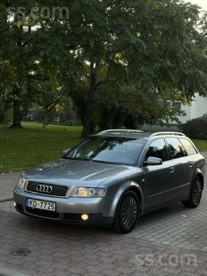 Pelēks Audi A4 2003 Kuldīga, ar dzinēja tilpumu 2.50 L un nobraukumu 253 tūkst. km par 2200 €, foto 9 vietnē AUTOMOTO.COM.LV