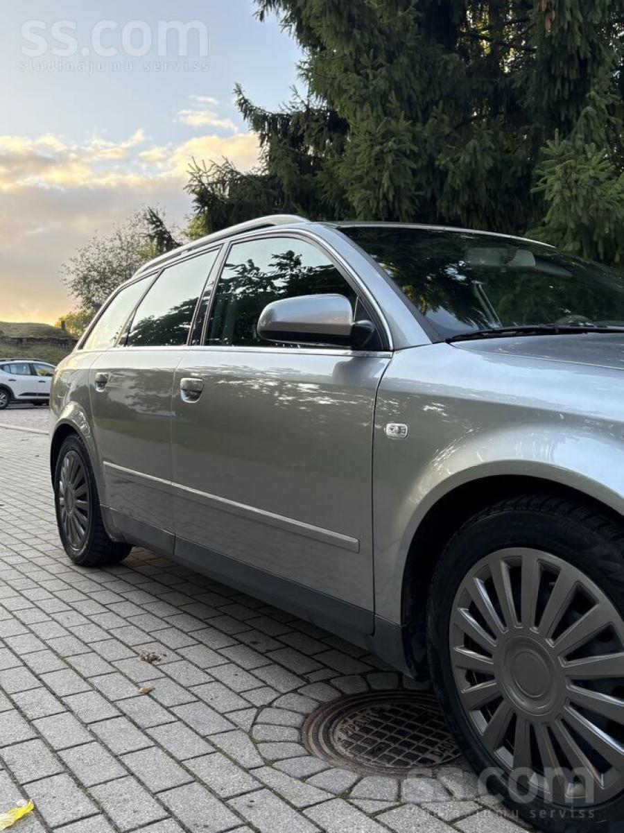 Pelēks Audi A4 2003 Kuldīga, ar dzinēja tilpumu 2.50 L un nobraukumu 253 tūkst. km par 2200 €, foto 10 vietnē AUTOMOTO.COM.LV