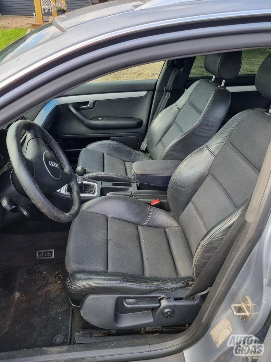Pelēks Audi A4 2003 Alīta, ar dzinēja tilpumu 1.90 L un nobraukumu 364 tūkst. km par 900 €, foto 1 vietnē AUTOMOTO.COM.LV