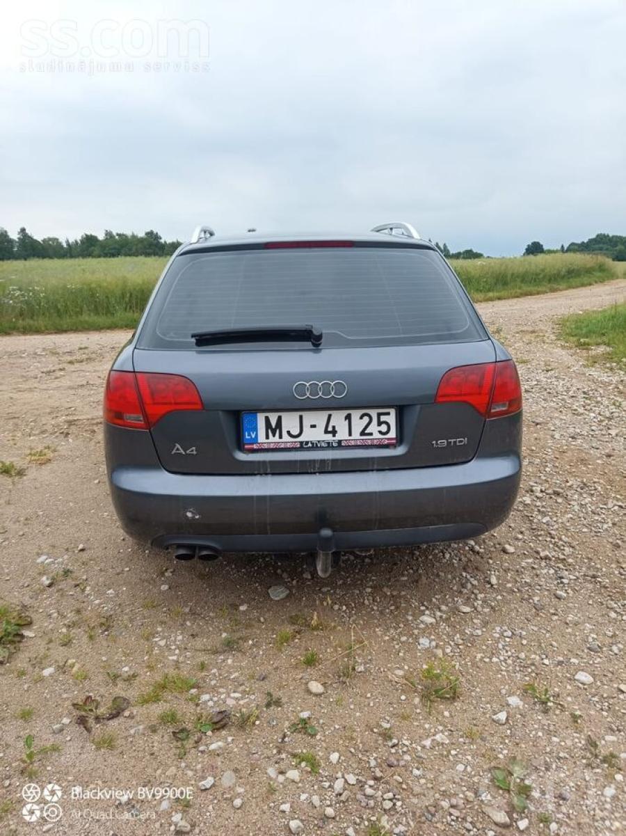 Grey Audi A4 2004 in Liepaja, with an engine capacity of 1.90 L and mileage of 323 thousand km for 2350 €, photo 4 on AUTOMOTO.COM.LV