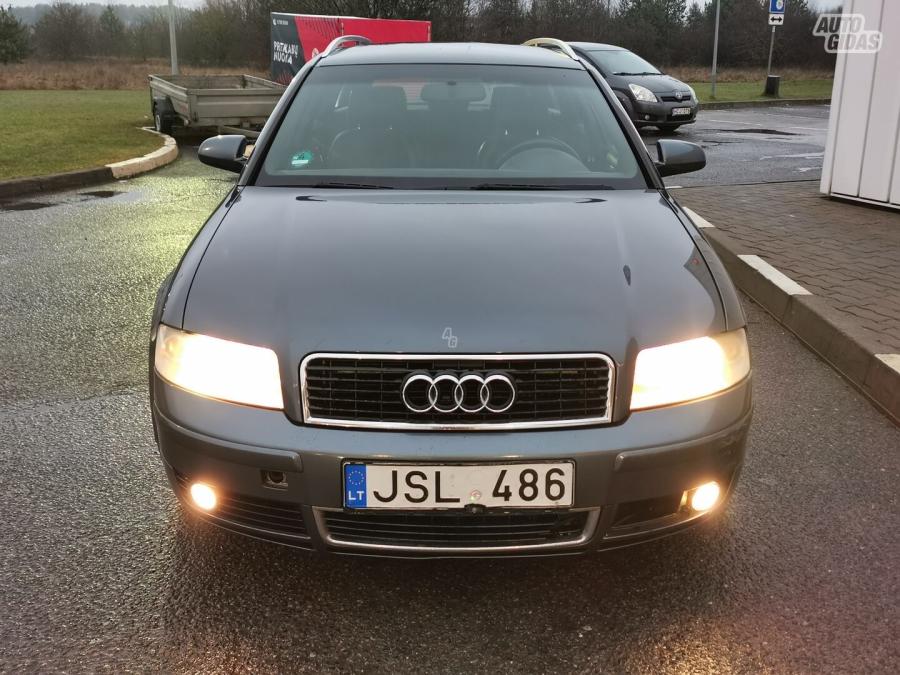 Grey Audi A4 2004 in Vilnius, with an engine capacity of 2.50 L and mileage of 300 thousand km for 770 €, photo 8 on AUTOMOTO.COM.LV