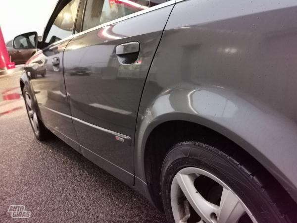 Pelēks Audi A4 2004 Viļņa, ar dzinēja tilpumu 1.90 L un nobraukumu 300 tūkst. km par 850 €, foto 10 vietnē AUTOMOTO.COM.LV