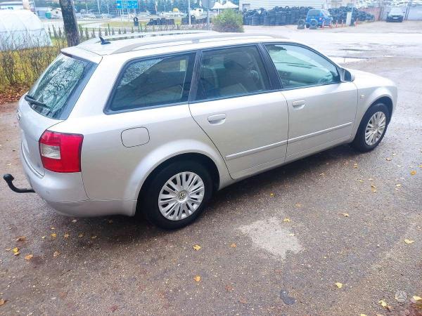 Pelēks Audi A4 2004 Utena, ar dzinēja tilpumu 1.90 L un nobraukumu 320 tūkst. km par 2250 €, foto 4 vietnē AUTOMOTO.COM.LV