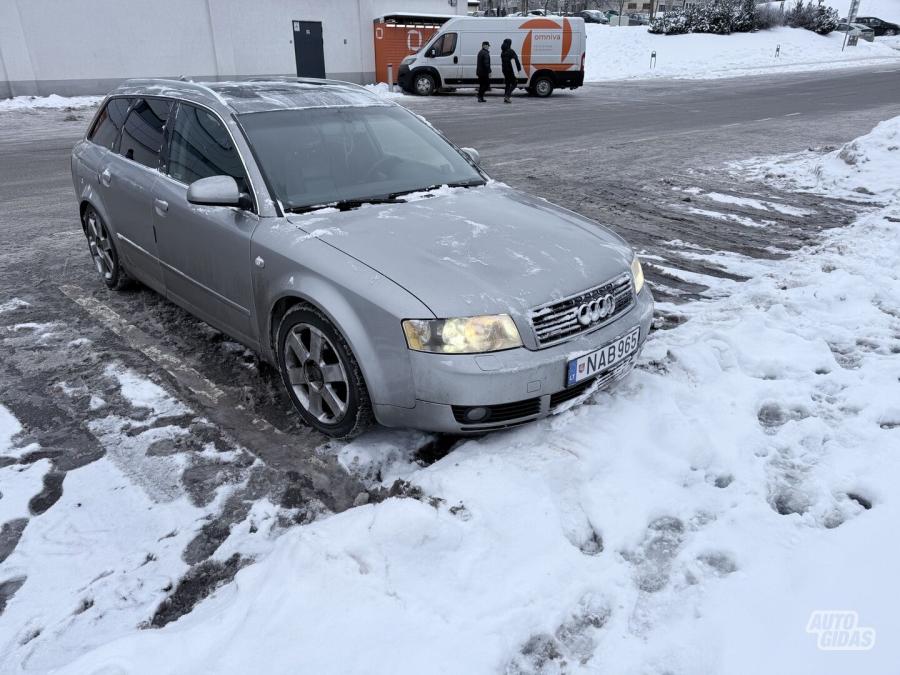 Grey Audi A4 2004 in Vilnius, with an engine capacity of 3.00 L and mileage of 270 thousand km for 900 €, photo 1 on AUTOMOTO.COM.LV