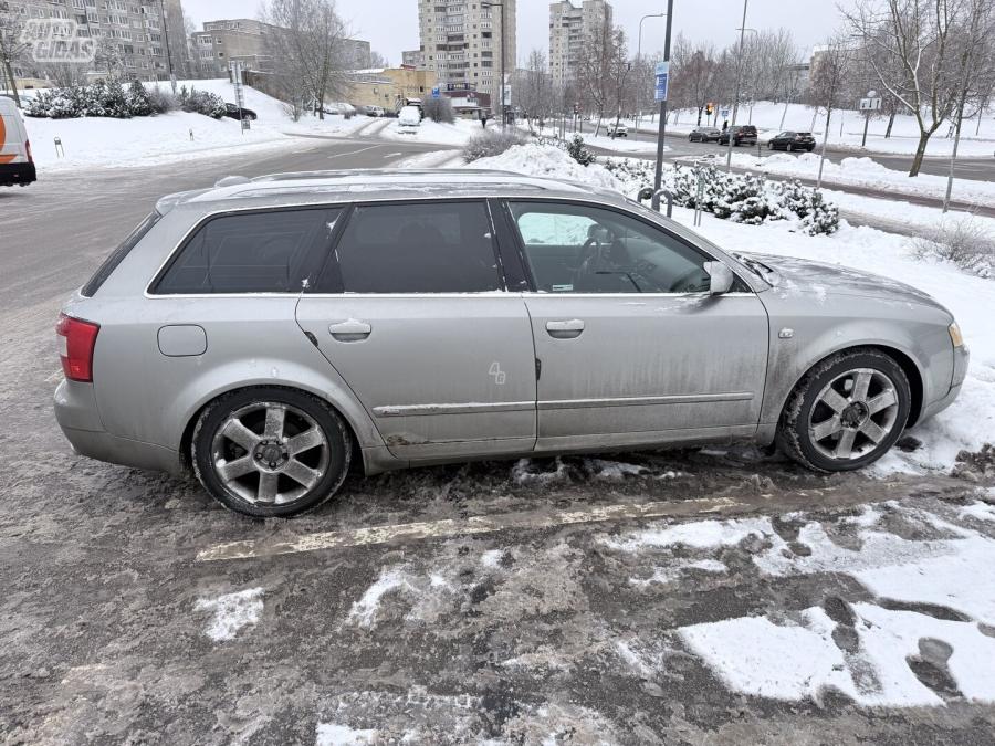 Grey Audi A4 2004 in Vilnius, with an engine capacity of 3.00 L and mileage of 270 thousand km for 900 €, photo 4 on AUTOMOTO.COM.LV