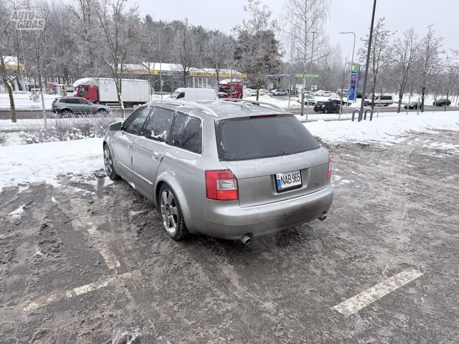 Grey Audi A4 2004 in Vilnius, with an engine capacity of 3.00 L and mileage of 270 thousand km for 900 €, photo 5 on AUTOMOTO.COM.LV
