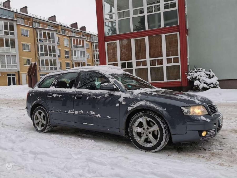 Grey Audi A4 2004 in Vilnius, with an engine capacity of 2.50 L and mileage of 300 thousand km for 750 €, photo 13 on AUTOMOTO.COM.LV