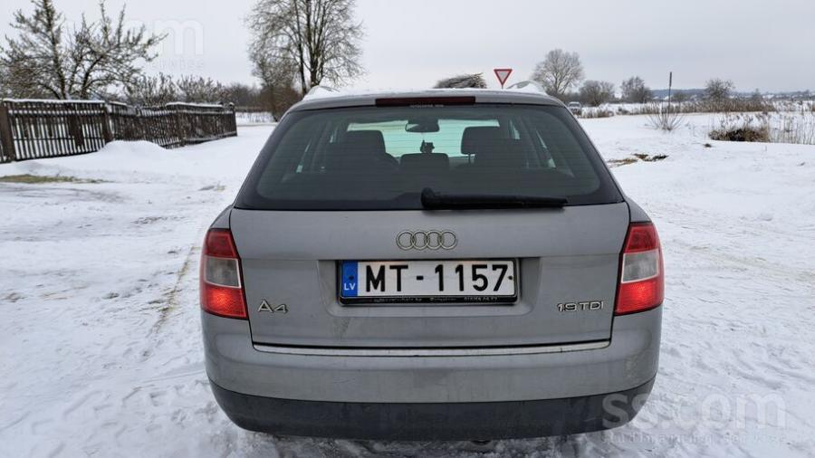 Pelēks Audi A4 2004 Daugavpils, ar dzinēja tilpumu 1.90 L un nobraukumu 260 tūkst. km par 1750 €, foto 7 vietnē AUTOMOTO.COM.LV