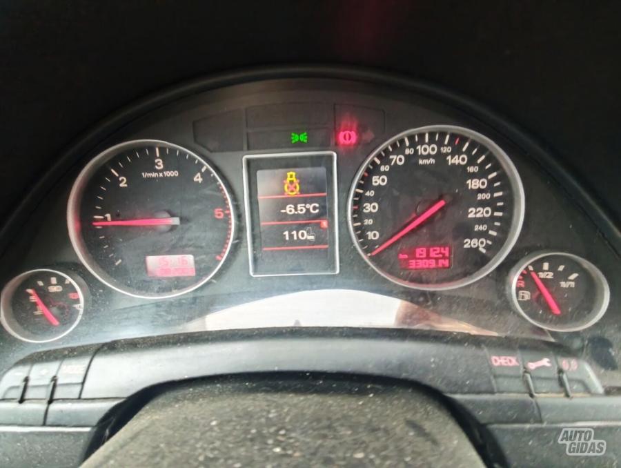 Pelēks Audi A4 2004 Utena, ar dzinēja tilpumu 1.90 L un nobraukumu 331 tūkst. km par 800 €, foto 7 vietnē AUTOMOTO.COM.LV
