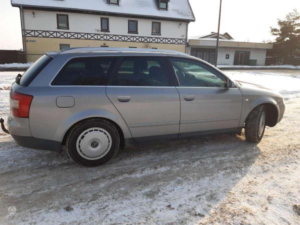 Pelēks Audi A4 2004 Kauņa, ar dzinēja tilpumu 1.90 L un nobraukumu 267 tūkst. km par 2000 €, foto 9 vietnē AUTOMOTO.COM.LV