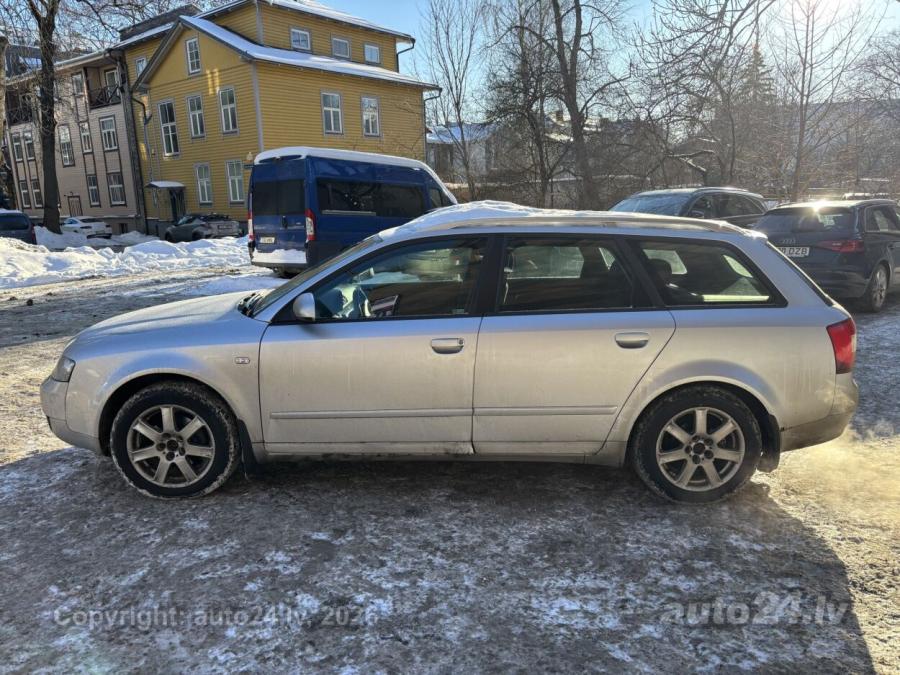 Pelēks Audi A4 2004 Tallina, ar dzinēja tilpumu 1.90 L un nobraukumu 341 tūkst. km par 2000 €, foto 5 vietnē AUTOMOTO.COM.LV