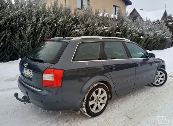 Pelēks Audi A4 2004 Kauņa, ar dzinēja tilpumu 1.90 L un nobraukumu 281 tūkst. km par 2290 €, foto 1 vietnē AUTOMOTO.COM.LV