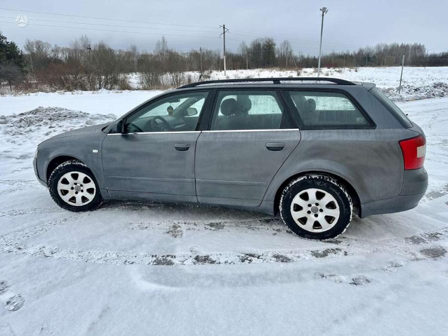 Pelēks Audi A4 2004 Kaišiadorys, ar dzinēja tilpumu 1.90 L un nobraukumu 308 tūkst. km par 1475 €, foto 15 vietnē AUTOMOTO.COM.LV