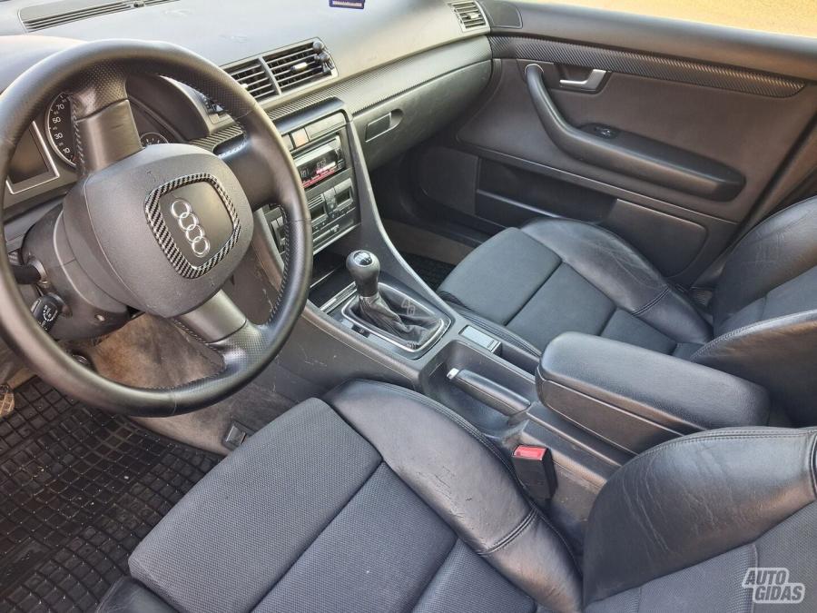 Pelēks Audi A4 2004 Viļņa, ar dzinēja tilpumu 1.90 L un nobraukumu 366 tūkst. km par 1950 €, foto 10 vietnē AUTOMOTO.COM.LV