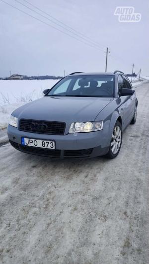 Pelēks Audi A4 2004 Klaipėda, ar dzinēja tilpumu 3.00 L un nobraukumu 320 tūkst. km par 2250 €, foto  vietnē AUTOMOTO.COM.LV