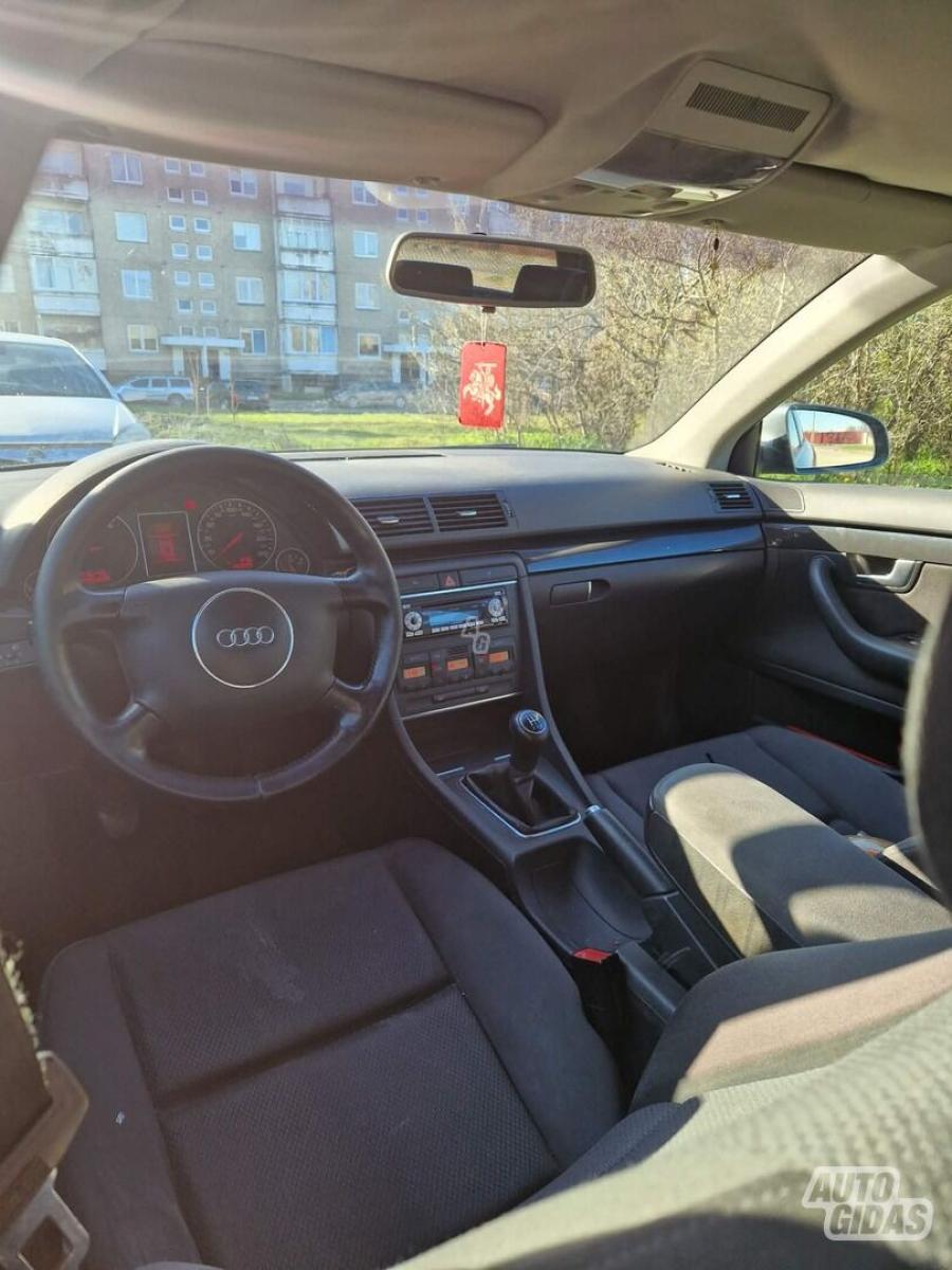 Grey Audi A4 2004 in Marijampole, with an engine capacity of 1.90 L and mileage of 283 thousand km for 1000 €, photo 5 on AUTOMOTO.COM.LV