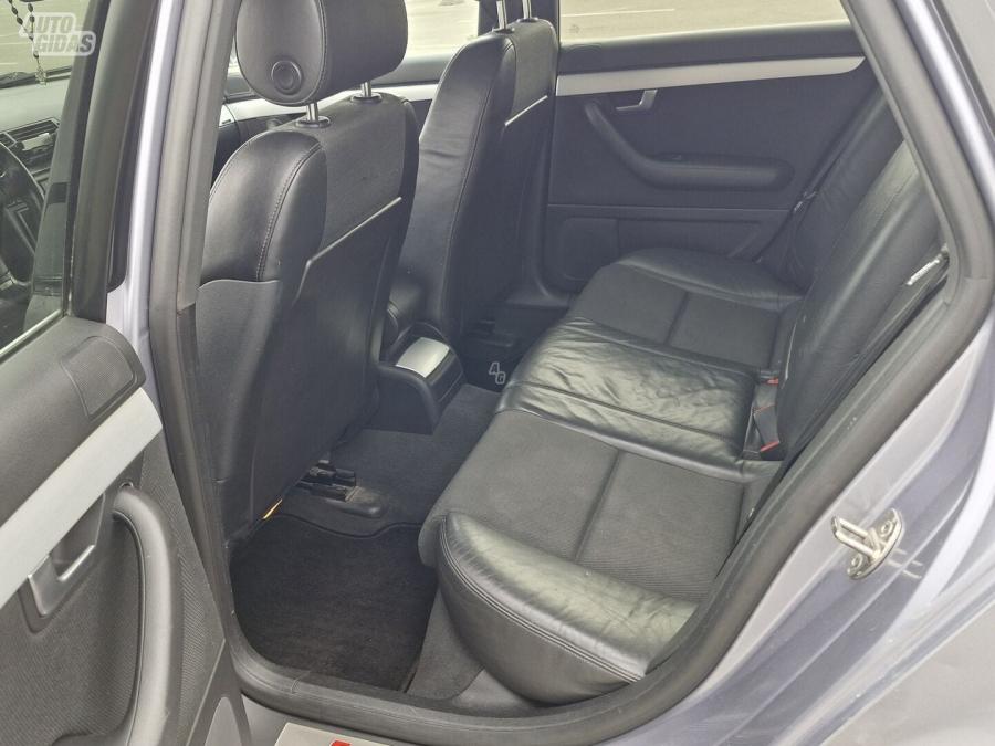 Grey Audi A4 2004 in Siauliai, with an engine capacity of 2.50 L and mileage of 350 thousand km for 1900 €, photo 16 on AUTOMOTO.COM.LV
