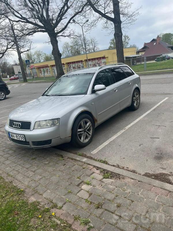 Pelēks Audi A4 2004 Valmiera, ar dzinēja tilpumu 1.90 L un nobraukumu 359 tūkst. km par 800 €, foto 3 vietnē AUTOMOTO.COM.LV