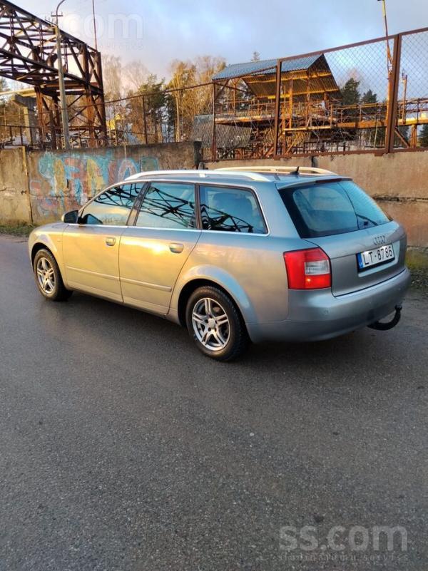 Pelēks Audi A4 2004 Rīga, ar dzinēja tilpumu 1.90 L un nobraukumu 327 tūkst. km par 1370 €, foto 2 vietnē AUTOMOTO.COM.LV