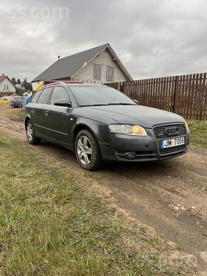 Pelēks Audi A4 2004 Rīga, ar dzinēja tilpumu 3.00 L un nobraukumu 484 tūkst. km par 1700 €, foto 4 vietnē AUTOMOTO.COM.LV