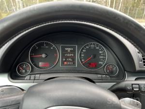 Pelēks Audi A4 2004 Rīga, ar dzinēja tilpumu 3.00 L un nobraukumu 484 tūkst. km par 1700 €, foto 8 vietnē AUTOMOTO.COM.LV