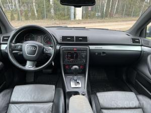 Pelēks Audi A4 2004 Rīga, ar dzinēja tilpumu 3.00 L un nobraukumu 484 tūkst. km par 1700 €, foto 9 vietnē AUTOMOTO.COM.LV