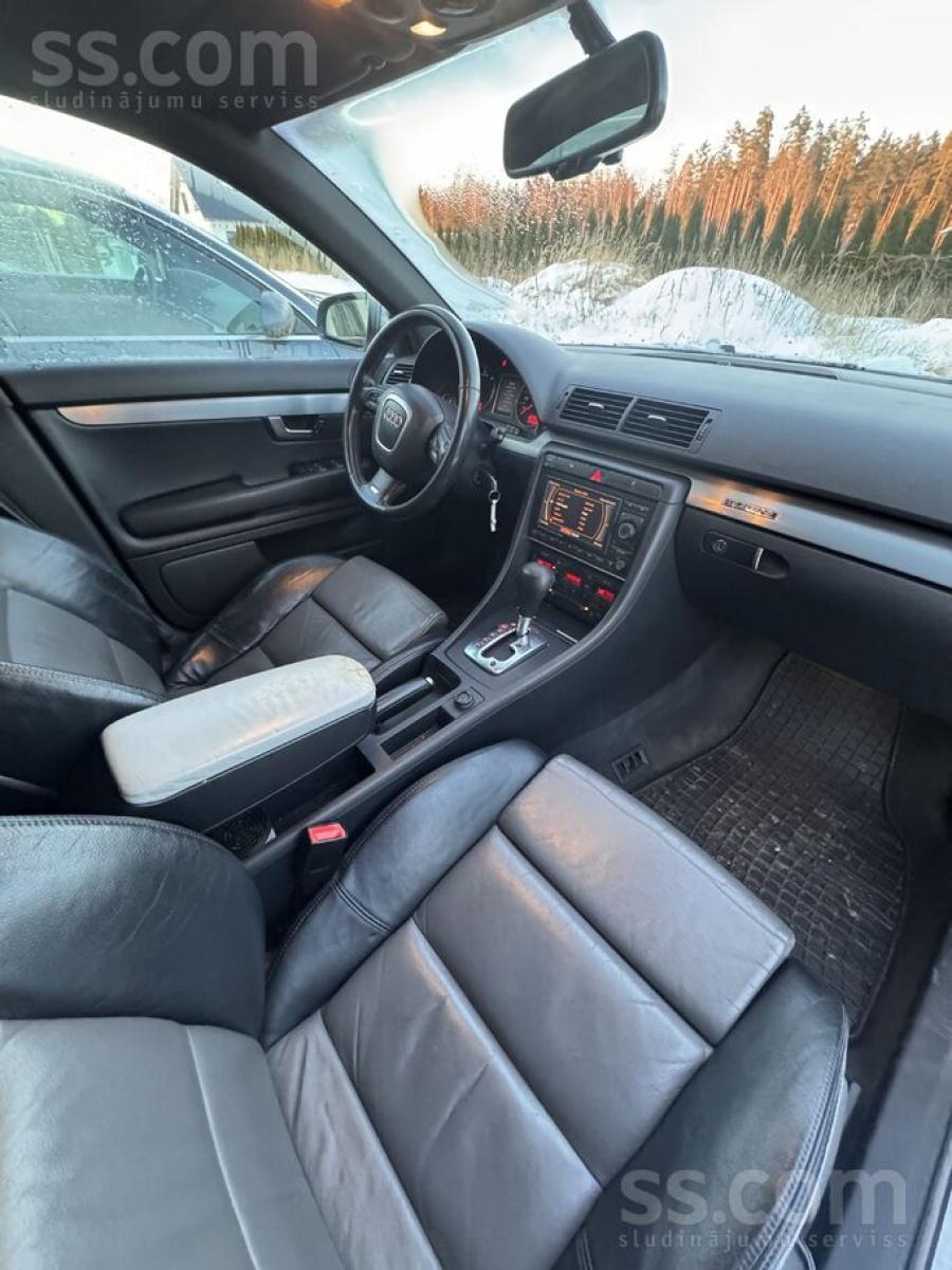 Pelēks Audi A4 2004 Rīga, ar dzinēja tilpumu 3.00 L un nobraukumu 484 tūkst. km par 1700 €, foto 11 vietnē AUTOMOTO.COM.LV