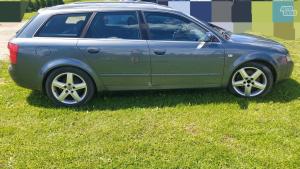 Grey Audi A4 2004 in Trakai, with an engine capacity of 2.50 L and mileage of 238 thousand km for 1200 €, photo 6 on AUTOMOTO.COM.LV