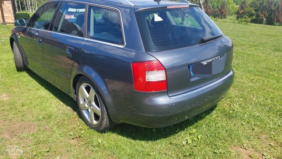Grey Audi A4 2004 in Trakai, with an engine capacity of 2.50 L and mileage of 238 thousand km for 1200 €, photo 4 on AUTOMOTO.COM.LV