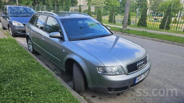 Pelēks Audi A4 2004 Daugavpils, ar dzinēja tilpumu 1.90 L un nobraukumu 340 tūkst. km par 1500 €, foto 2 vietnē AUTOMOTO.COM.LV