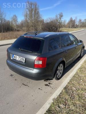 Серый Ауди А4 2004 в Рига, объемом двигателя 1.90 л и пробегом 362 тыс. км за 1800 €, фото 3 на AUTOMOTO.COM.LV