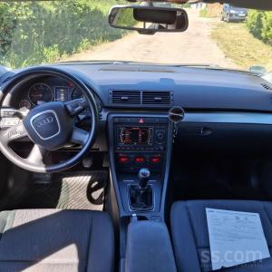 Pelēks Audi A4 2004 Rēzekne, ar dzinēja tilpumu 2.50 L un nobraukumu 284 tūkst. km par 2700 €, foto 8 vietnē AUTOMOTO.COM.LV