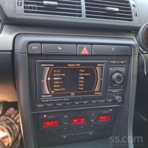 Pelēks Audi A4 2004 Rēzekne, ar dzinēja tilpumu 2.50 L un nobraukumu 284 tūkst. km par 2700 €, foto 11 vietnē AUTOMOTO.COM.LV