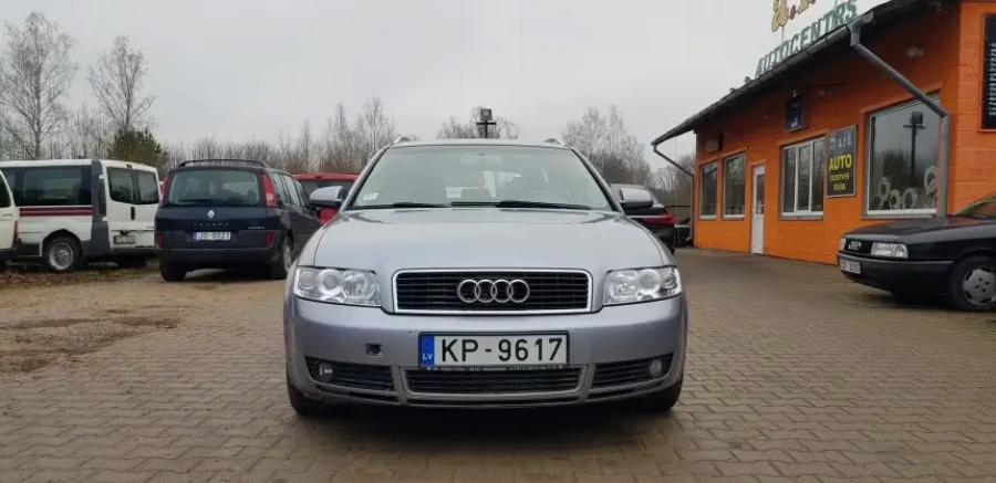 Grey Audi A4 2004 in Valmiera, with an engine capacity of 2.00 L and mileage of 402 thousand km for 1950 €, photo 9 on AUTOMOTO.COM.LV