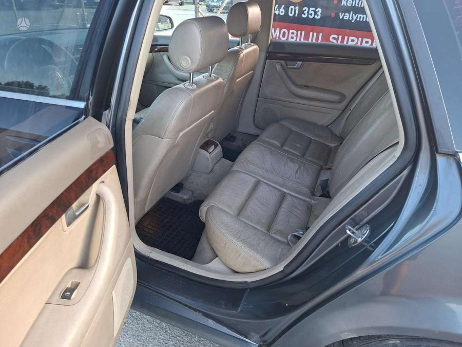 Pelēks Audi A4 2004 Plungė, ar dzinēja tilpumu 1.90 L un nobraukumu 409 tūkst. km par 750 €, foto 12 vietnē AUTOMOTO.COM.LV