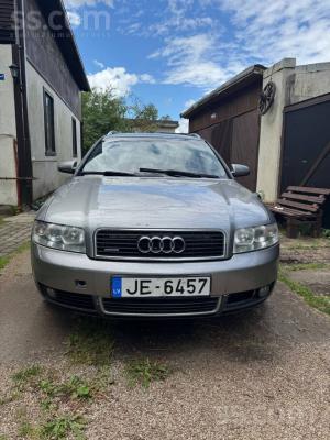 Pelēks Audi A4 2004 Rīga, ar dzinēja tilpumu 2.50 L un nobraukumu 453 tūkst. km par 1700 €, foto  vietnē AUTOMOTO.COM.LV