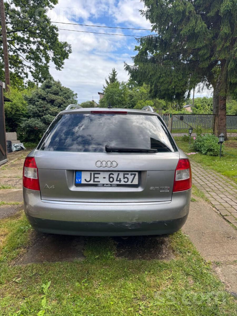 Grey Audi A4 2004 in Riga, with an engine capacity of 2.50 L and mileage of 453 thousand km for 1700 €, photo 3 on AUTOMOTO.COM.LV