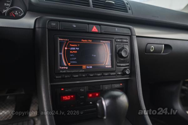 Серый Ауди А4 2004 в Таллин, объемом двигателя 2.50 л и пробегом 277 тыс. км за 2999 €, фото 8 на AUTOMOTO.COM.LV
