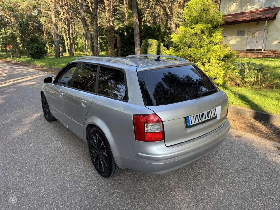 Pelēks Audi A4 2004 Kauņa, ar dzinēja tilpumu 1.90 L un nobraukumu 340 tūkst. km par 1550 €, foto 4 vietnē AUTOMOTO.COM.LV