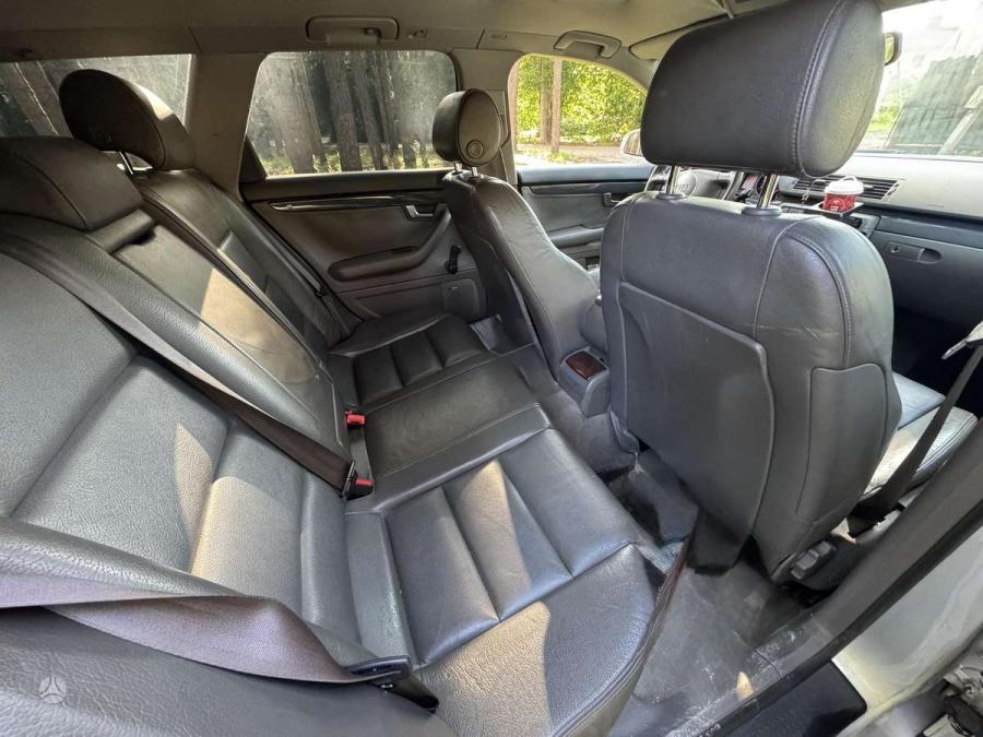 Pelēks Audi A4 2004 Kauņa, ar dzinēja tilpumu 1.90 L un nobraukumu 340 tūkst. km par 1550 €, foto 8 vietnē AUTOMOTO.COM.LV