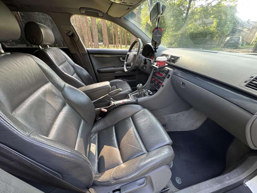 Pelēks Audi A4 2004 Kauņa, ar dzinēja tilpumu 1.90 L un nobraukumu 340 tūkst. km par 1550 €, foto 9 vietnē AUTOMOTO.COM.LV