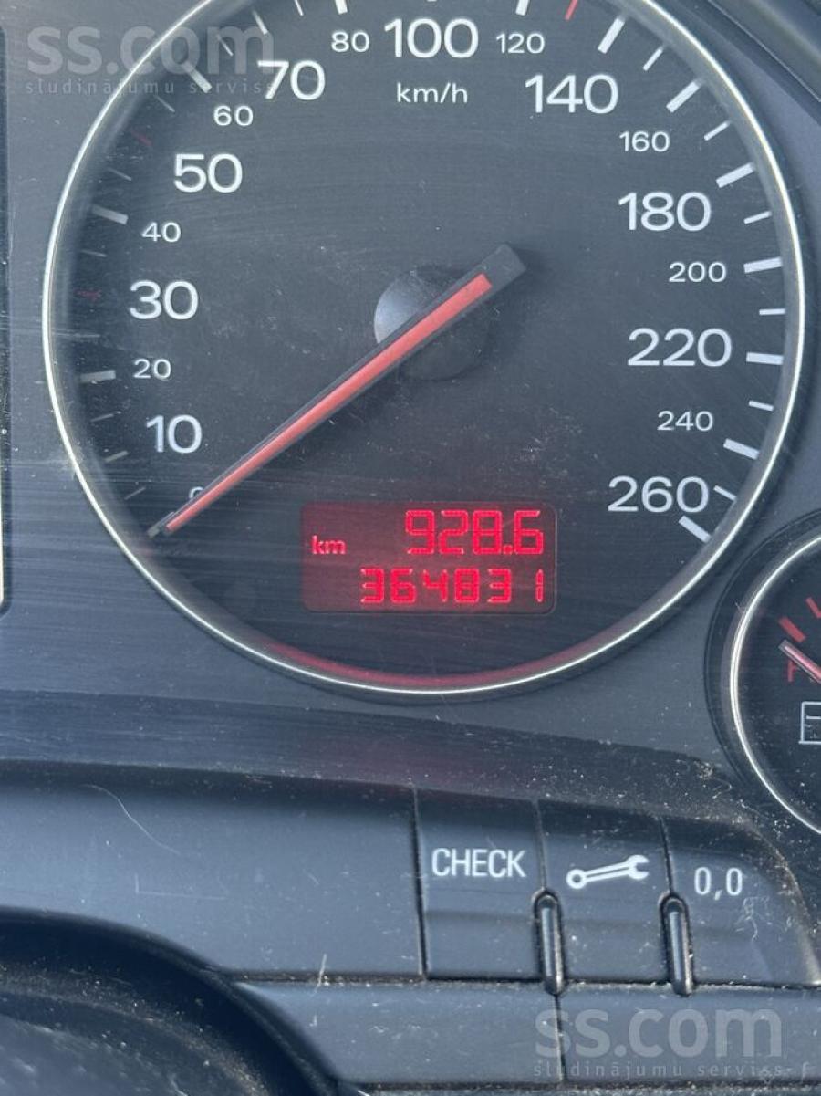 Grey Audi A4 2004 in Ogre, with an engine capacity of 1.90 L and mileage of 365 thousand km for 1200 €, photo 8 on AUTOMOTO.COM.LV