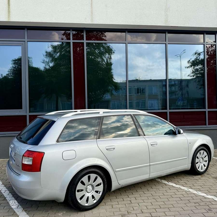 Pelēks Audi A4 2004 Kaišiadorys, ar dzinēja tilpumu 1.90 L un nobraukumu 430 tūkst. km par 1650 €, foto 11 vietnē AUTOMOTO.COM.LV