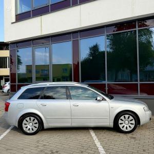 Pelēks Audi A4 2004 Kaišiadorys, ar dzinēja tilpumu 1.90 L un nobraukumu 430 tūkst. km par 1650 €, foto 12 vietnē AUTOMOTO.COM.LV