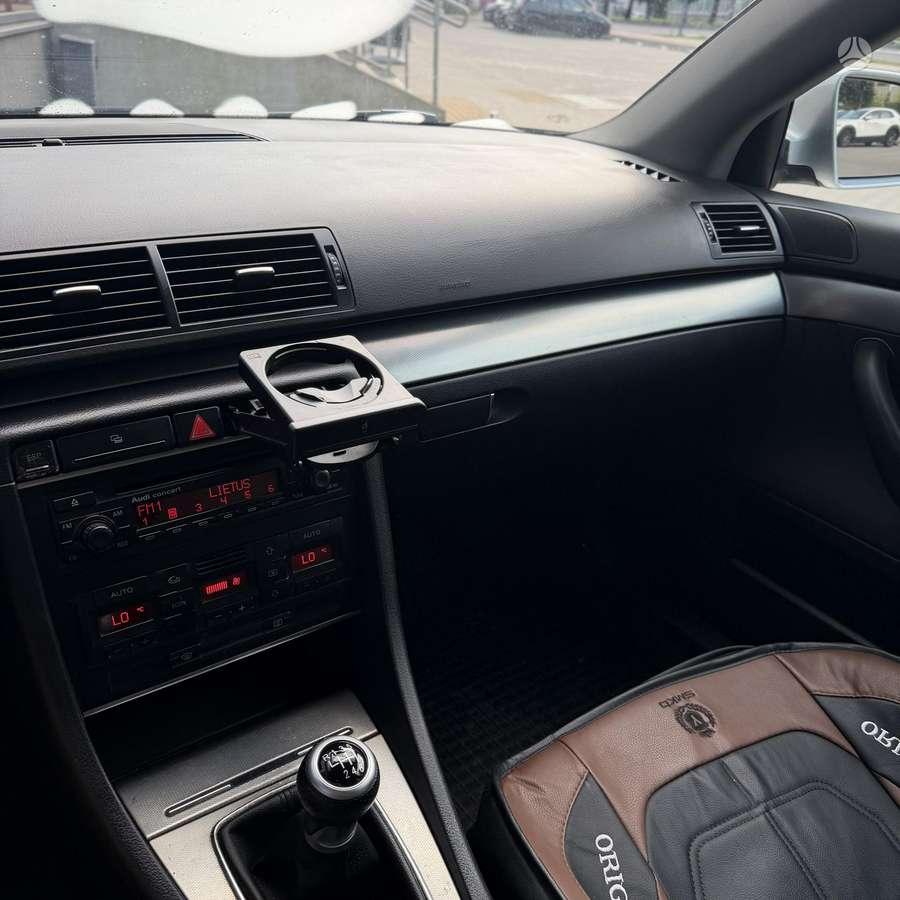 Pelēks Audi A4 2004 Kaišiadorys, ar dzinēja tilpumu 1.90 L un nobraukumu 430 tūkst. km par 1650 €, foto 19 vietnē AUTOMOTO.COM.LV