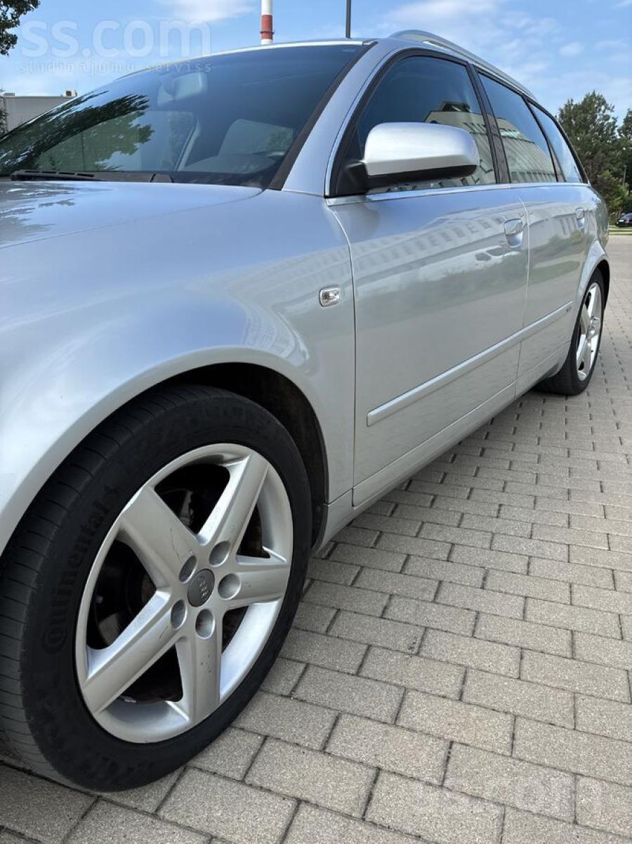 Pelēks Audi A4 2004 Rīga, ar dzinēja tilpumu 1.90 L un nobraukumu 319 tūkst. km par 2650 €, foto 12 vietnē AUTOMOTO.COM.LV