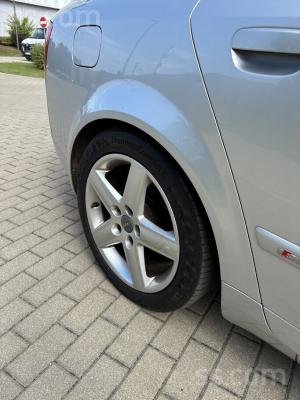 Pelēks Audi A4 2004 Rīga, ar dzinēja tilpumu 1.90 L un nobraukumu 319 tūkst. km par 2650 €, foto 14 vietnē AUTOMOTO.COM.LV
